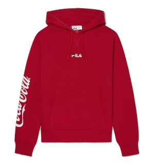 Coca-Cola y FILA lanzan una colaboración de ropa y calzado